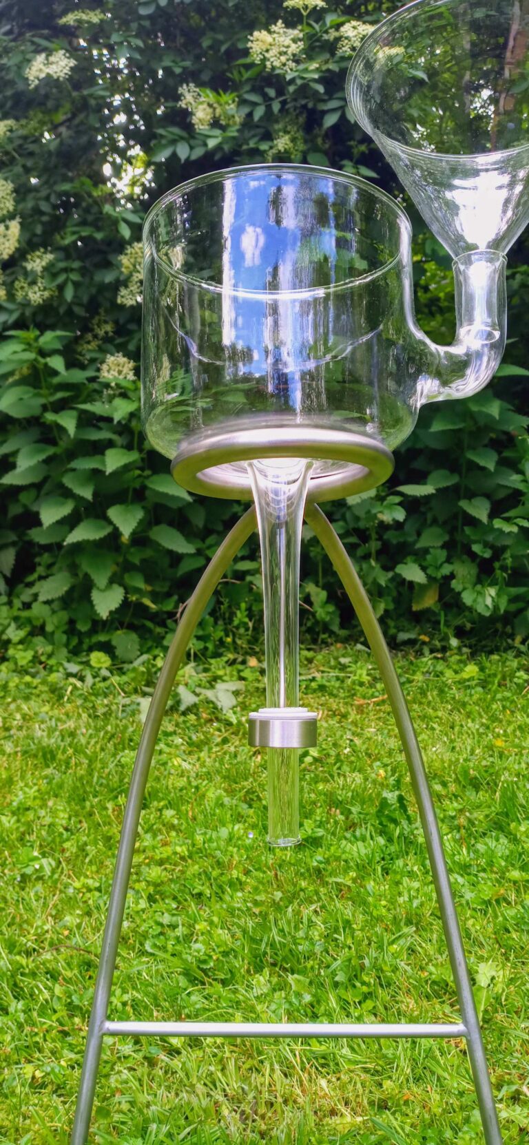 Viktor Schauberger: | Wasserwirbler und das Glasei -Förster